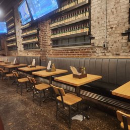 SLIDER INN - DOWNTOWN - Updated November 2025 - 160 Photos & 141 ...