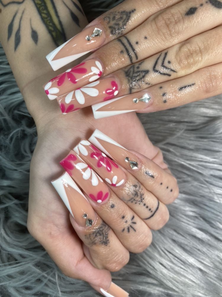 HOLLY’S NAILS - Updated May 2024 - 1027 Photos & 43 Reviews - 5081 Ball ...