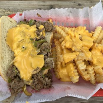 GRINDERS - Updated October 2025 - 684 Photos & 792 Reviews - 417 E 18th ...