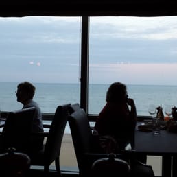 ISLE OF CAPRI RESTAURANT - Updated December 2025 - 253 Photos & 182 ...