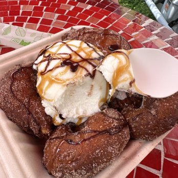 FRITTERS ON THE LAKE - Updated January 2026 - 39 Photos & 25 Reviews ...