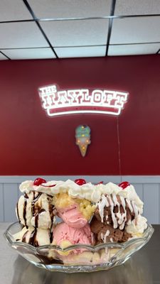 HAYLOFT - Updated October 2025 - 55 Reviews & 67 Photos - 45502 M 51 ...