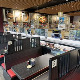 KURA REVOLVING SUSHI BAR - Updated December 2025 - 1341 Photos & 520 ...