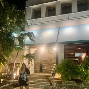 JETTY’S WATERFRONT RESTAURANT - 218 Photos & 421 Reviews - 1075 N ...