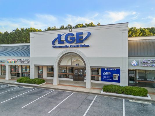 LGE COMMUNITY CREDIT UNION - Updated December 2025 - 4101 Roswell Rd ...