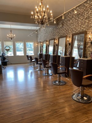 LOUNGE HAIR STUDIO - Updated July 2025 - 18 Photos & 32 Reviews - 82 ...