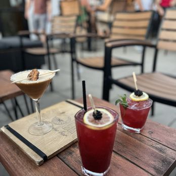 SIDECAR BARLEY & WINE BAR - Updated March 2025 - 85 Photos & 64 Reviews ...