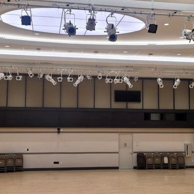 DREISER LOOP COMMUNITY CENTER - Updated December 2025 - 23 Photos - 145 ...