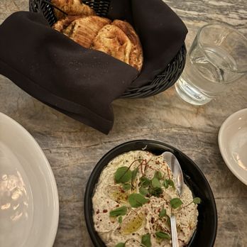 ABA - Updated September 2024 - 4196 Photos & 1709 Reviews - 302 N Green ...