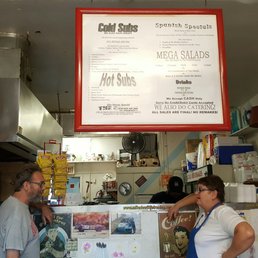 SIMPLY DELICIOUS - COUNTRY MARKET & DELI - Updated December 2025 - 114 ...