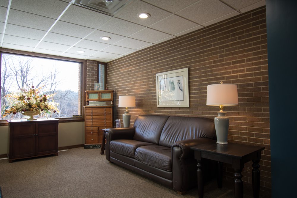 TED THULL, DDS - Updated November 2025 - 12 Photos - 2112 Viking Dr NW ...