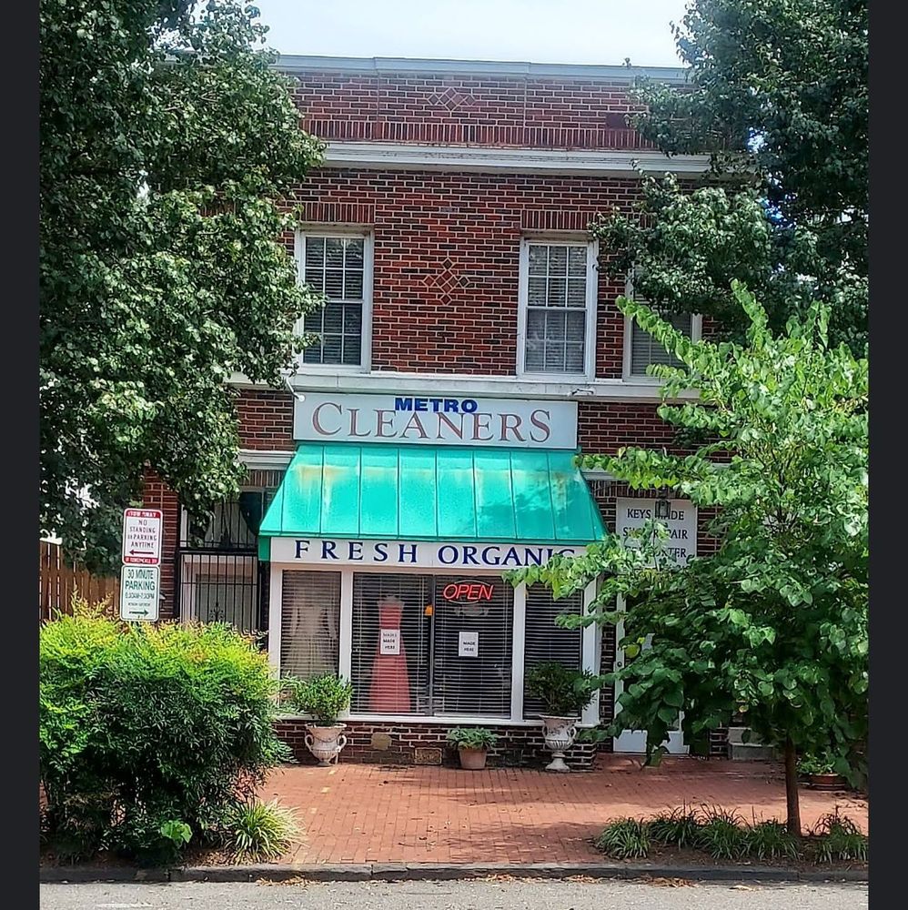 METRO CLEANERS - Updated October 2025 - 34 Reviews - 307 5th St NE ...