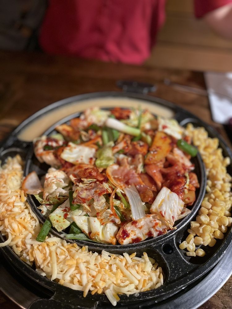 TABOM - Updated January 2025 - 290 Photos & 123 Reviews - 1536 Robson ...