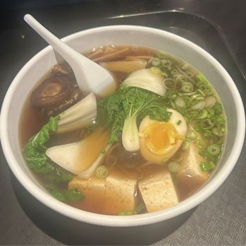 BAOSHI FOOD HALL + BAR - Updated January 2025 - 667 Photos & 200 ...