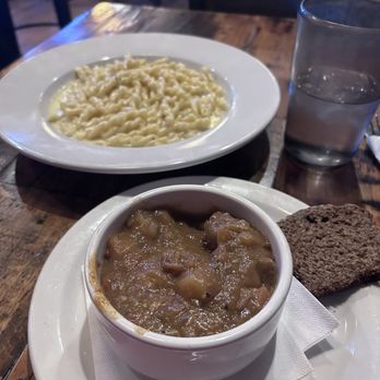 THE FAINTING GOAT PUB - Updated June 2025 - 34 Photos & 41 Reviews ...