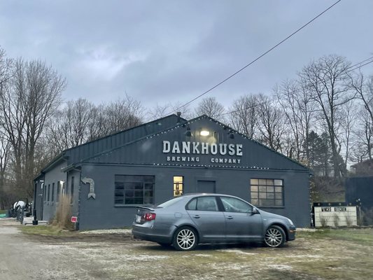 DANKHOUSE - 32 Photos & 26 Reviews - Breweries - 161 Forry St, Newark ...