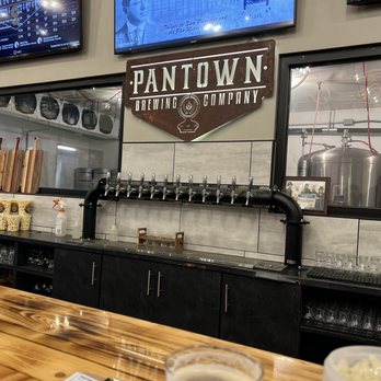 THE PANTOWN BREWING COMPANY - Updated August 2025 - 37 Photos & 22 ...