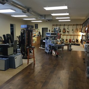 TONE SHOP GUITARS - FORT WORTH - Updated August 2025 - 4608 Bryant Irvin Rd, Fort Worth, Texas ...