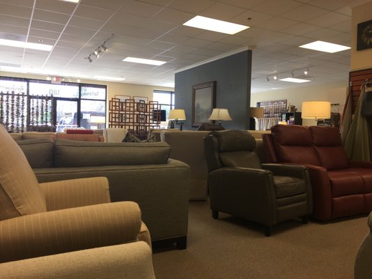 THE COMFORTABLE CHAIR STORE - Updated November 2025 - 12 Photos & 22 ...