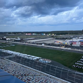 THE SPEEDWAY CLUB - Updated January 2025 - 102 Photos & 36 Reviews ...