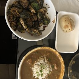 8 BLOCK KITCHEN & BAR - Updated July 2025 - 105 Photos & 63 Reviews ...