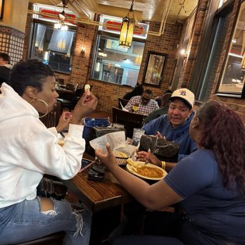 FISHBONE’S - Updated December 2025 - 550 Photos & 730 Reviews - 400 ...