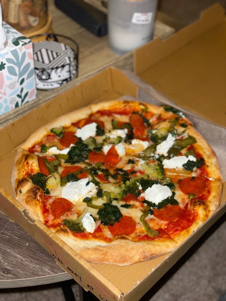Two Cousins Pizza, Stevens | Roadtrippers