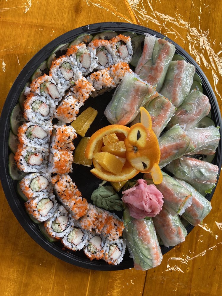 CALIFORNIA STYLE SUSHI BY: CHEF: CHRISTIAAN - 18 Photos - 112 ...