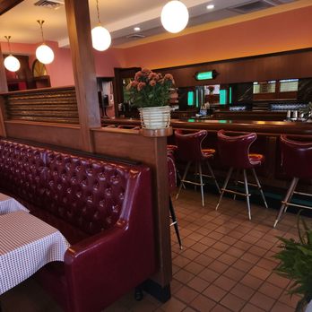 FABIOLA’S SPAGHETTI HOUSE & DELI - Updated July 2025 - 46 Photos & 54 ...