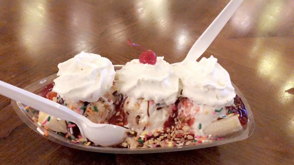 THE HOTEL B ICE CREAM PARLOR - Updated January 2025 - 61 Photos & 33 ...