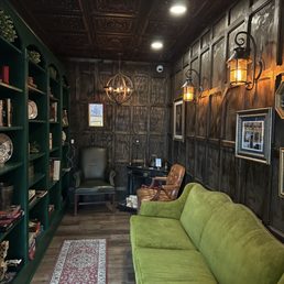 THE FIDDLIN PIG - Updated August 2025 - 78 Photos & 36 Reviews - 100 ...