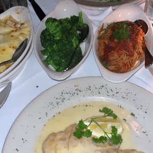 HAL’S THE STEAKHOUSE - 616 Photos & 846 Reviews - 30 Old Ivy Rd ...