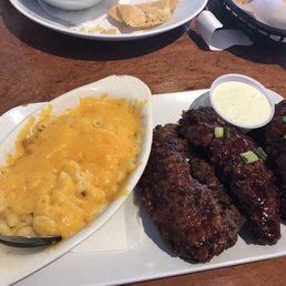 SAUCED WING BAR - Updated October 2025 - 262 Photos - 280 Reviews - 215 ...