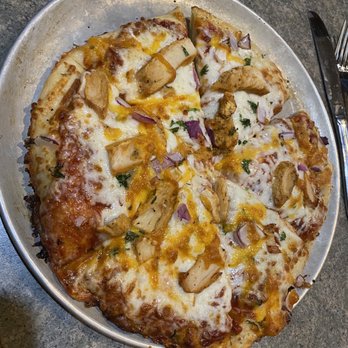 MACKENZIE RIVER PIZZA, GRILL & PUB - Updated October 2025 - 228 Photos ...