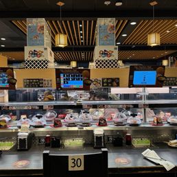 KURA REVOLVING SUSHI BAR - Updated December 2025 - 1807 Photos & 740 ...