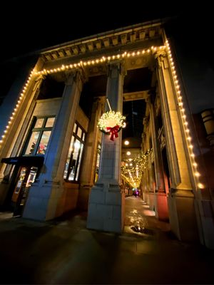 NICKELS ARCADE - Updated December 2024 - 22 Photos - 326 S State St ...