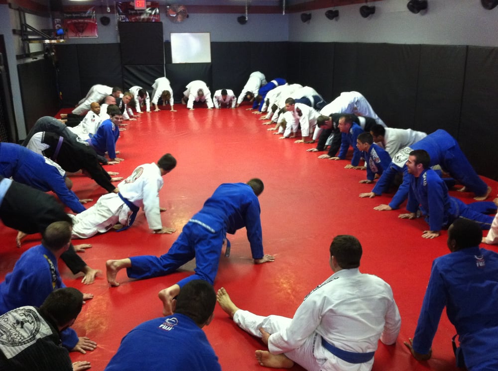 FIGHT HUB HEADQUARTERS - Updated August 2024 - 1140 N St Rd 135 ...