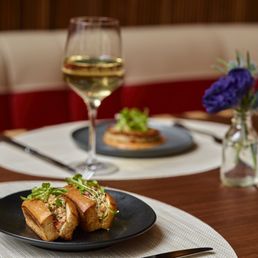 ROSEVALE KITCHEN - Updated June 2025 - 180 Photos & 103 Reviews - 305 W ...