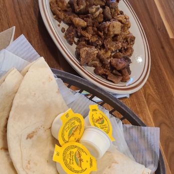 LOS COMPADRES - Updated October 2025 - 127 Photos & 196 Reviews - 2437 ...