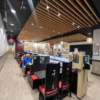 KURA REVOLVING SUSHI BAR - Updated June 2024 - 114 Photos & 42 Reviews ...