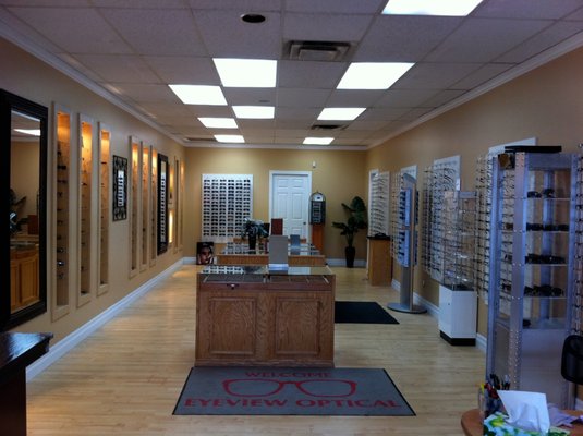 EYEVIEW OPTICAL - Updated December 2025 - 12 Photos - 370 Highland Road ...