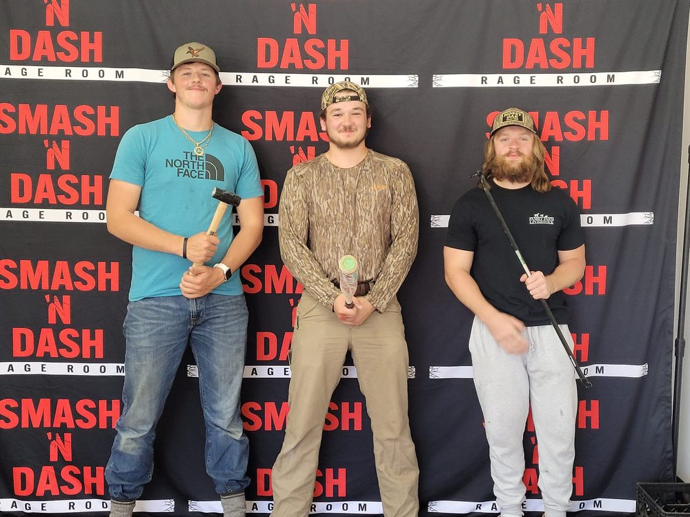 SMASH ‘N DASH RAGE ROOM - Updated March 2025 - 21 Photos - 3111 Battlefield Pkwy, Resaca ...