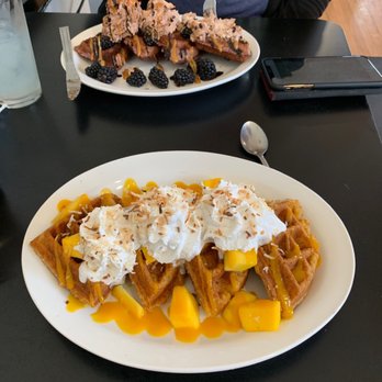 TIA B’S LA WAFFLERIA - Updated September 2024 - 1084 Photos & 734 ...