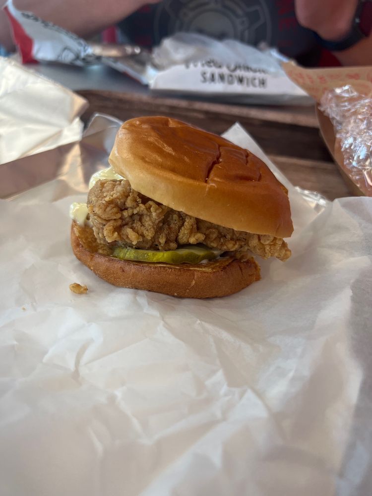 KFC - Updated September 2025 - 4207 Linden Ave, Dayton, Ohio - Fast ...