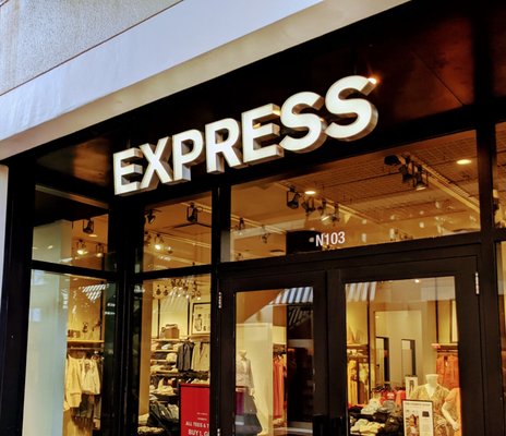 EXPRESS - Updated May 2026 - 401 Biscayne Blvd, Miami, Florida ...