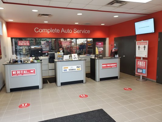 AAA TIRE & AUTO SERVICE - Updated December 2025 - 25 Photos & 36 ...