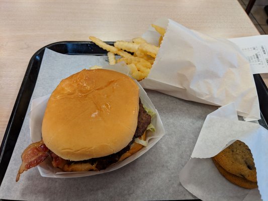 BURGER RANCH - Updated October 2025 - 10 Photos & 18 Reviews - 108 S ...