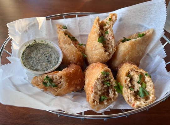 BLOW FLY BAR AND GRILL - Updated May 2024 - 21 Photos & 27 Reviews ...