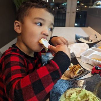 UMAI REVOLVING SUSHI - Updated July 2024 - 230 Photos & 83 Reviews ...