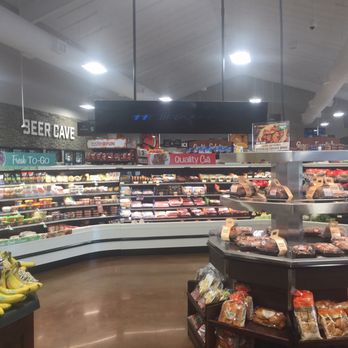 CROSSROADS IGA - Updated December 2025 - 25 Photos & 13 Reviews - 2656 ...